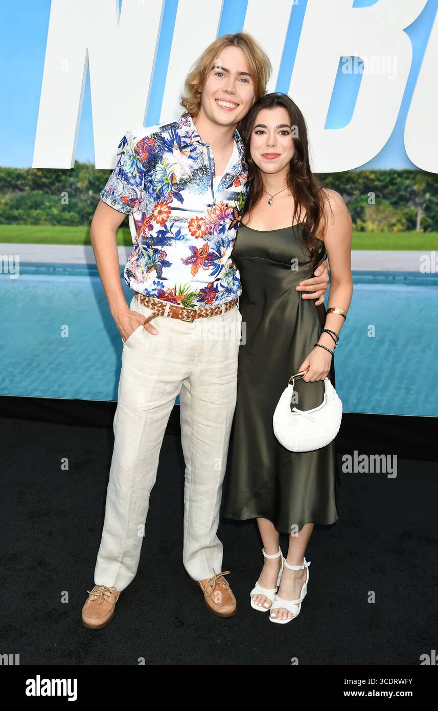 HOLLYWOOD, CALIFORNIA - AUGUST 11: (L-R) Gage Munroe and Marissa Bondi ...