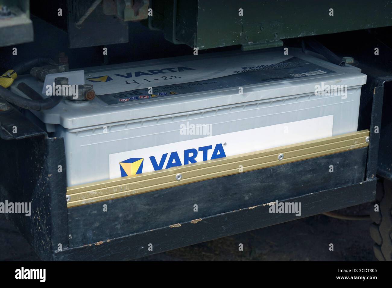 Batterie lkw hi-res stock photography and images - Alamy