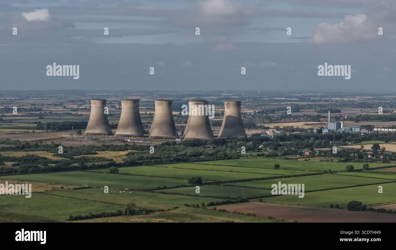 The remaining 8 cooling towers of Cottam Power Station ahead of their ...
