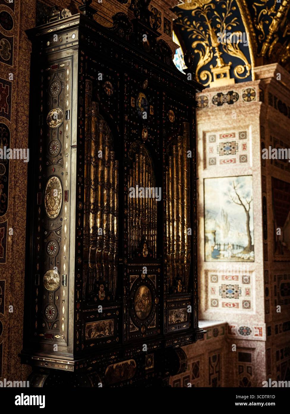 Collection exhibits art artwork hi-res stock photography and images - Alamy