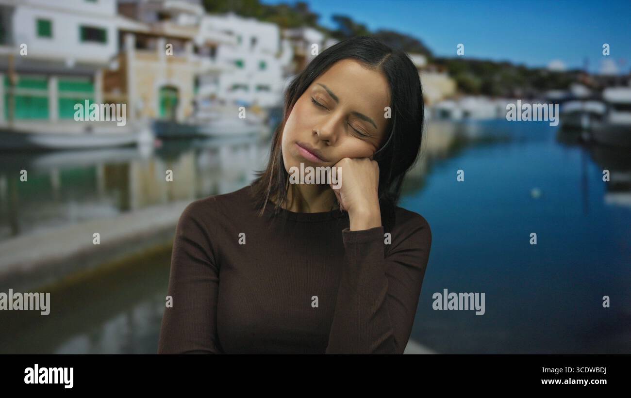 Woman appearing tired in port hi-res stock photography and images - Alamy