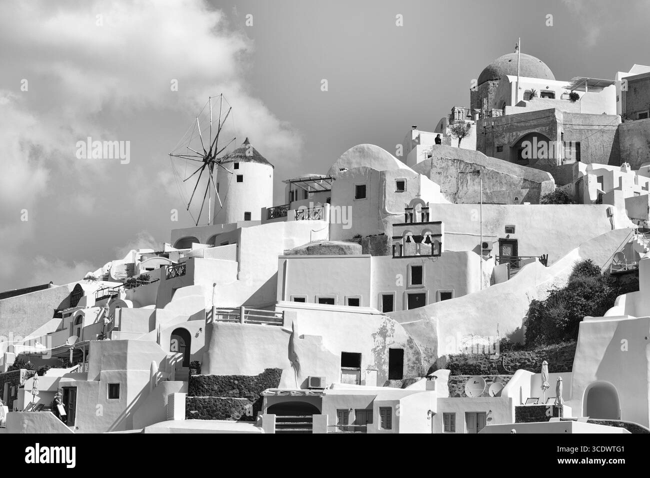Deserted homes Black and White Stock Photos & Images - Alamy