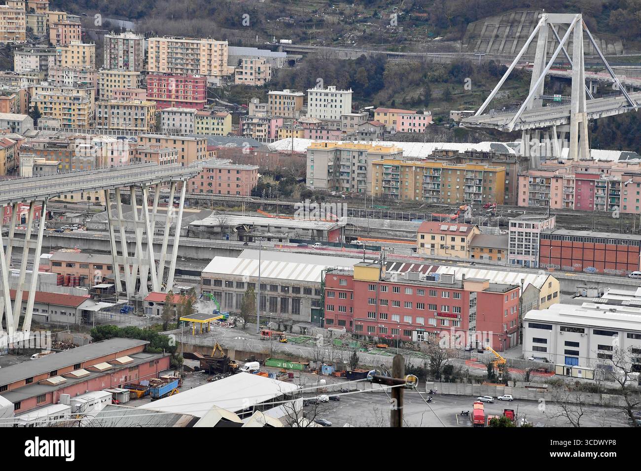 Genova ovest hi-res stock photography and images - Alamy
