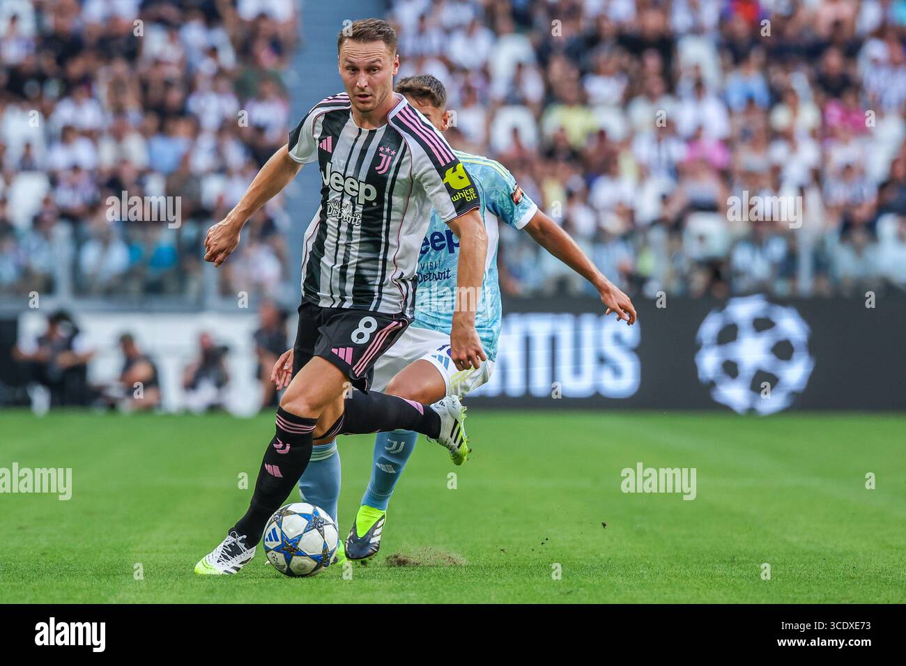 Teun Koopmeiners of Juventus FC seen in action during pre-season ...