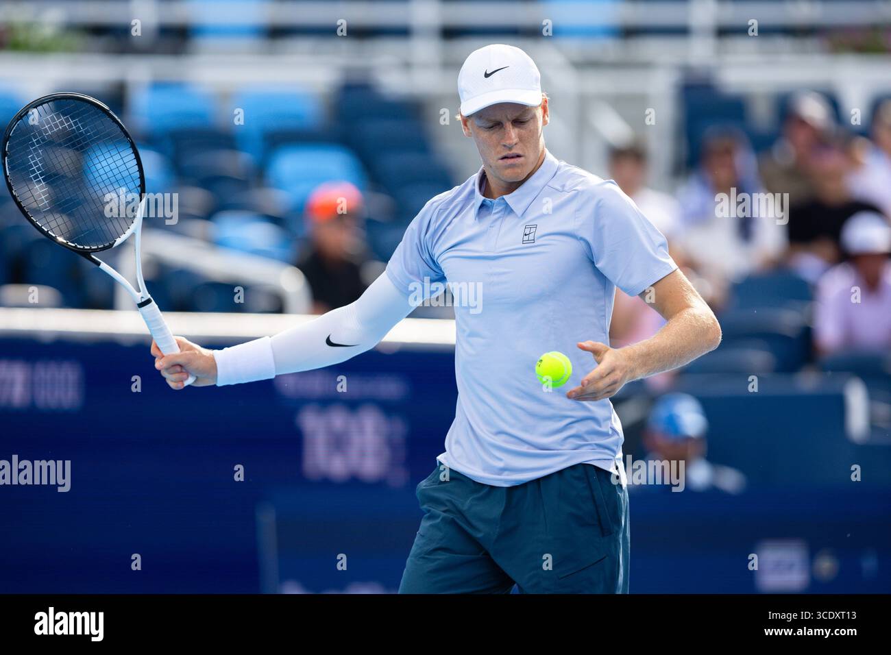 MASON, OHIO - AUGUST 13: Jannik Sinner of Italy in action against ...