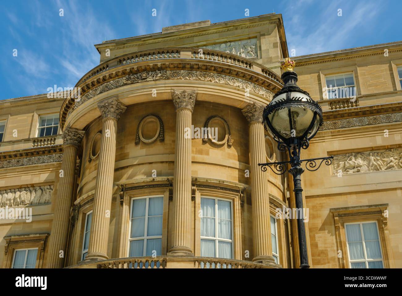 London, England - The view at the back of Buckingham Palace in central ...