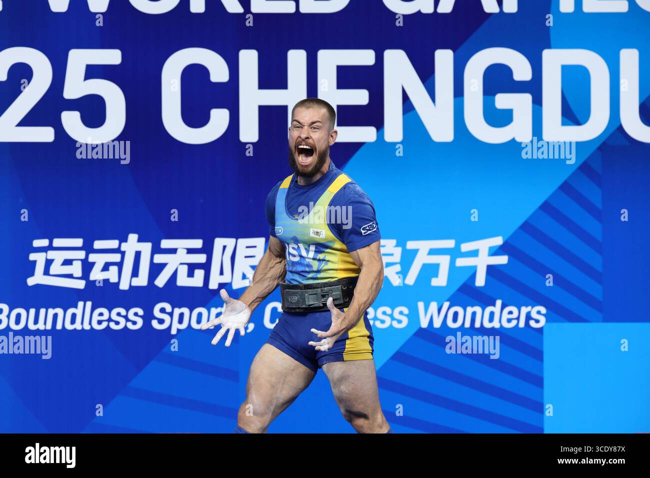 (250814) -- CHENGDU, Aug. 14, 2025 (Xinhua) -- Joseph Jordan of Virgin ...