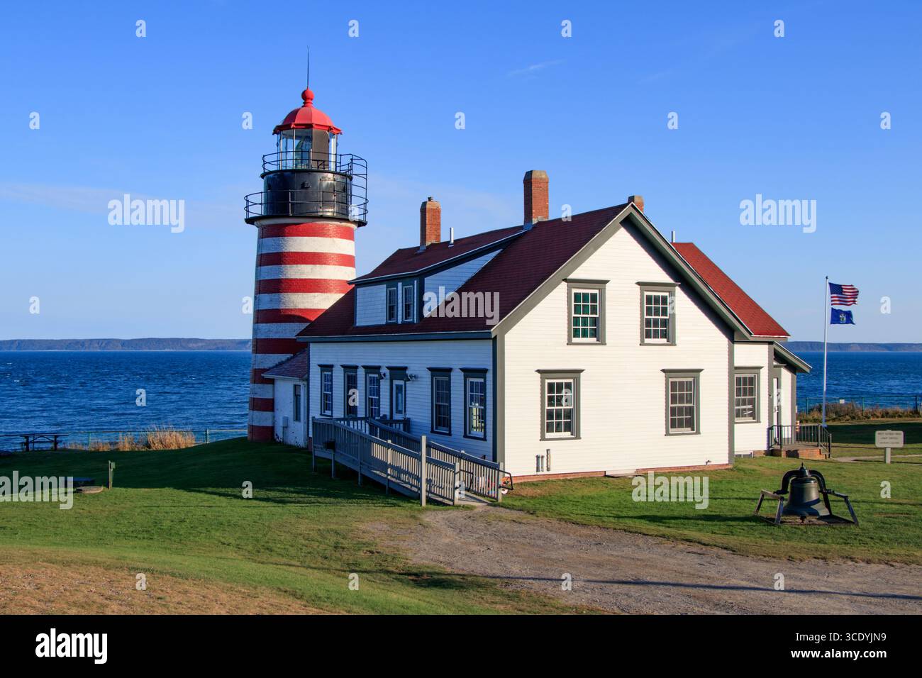 Historic lighthouse logo hi-res stock photography and images - Alamy