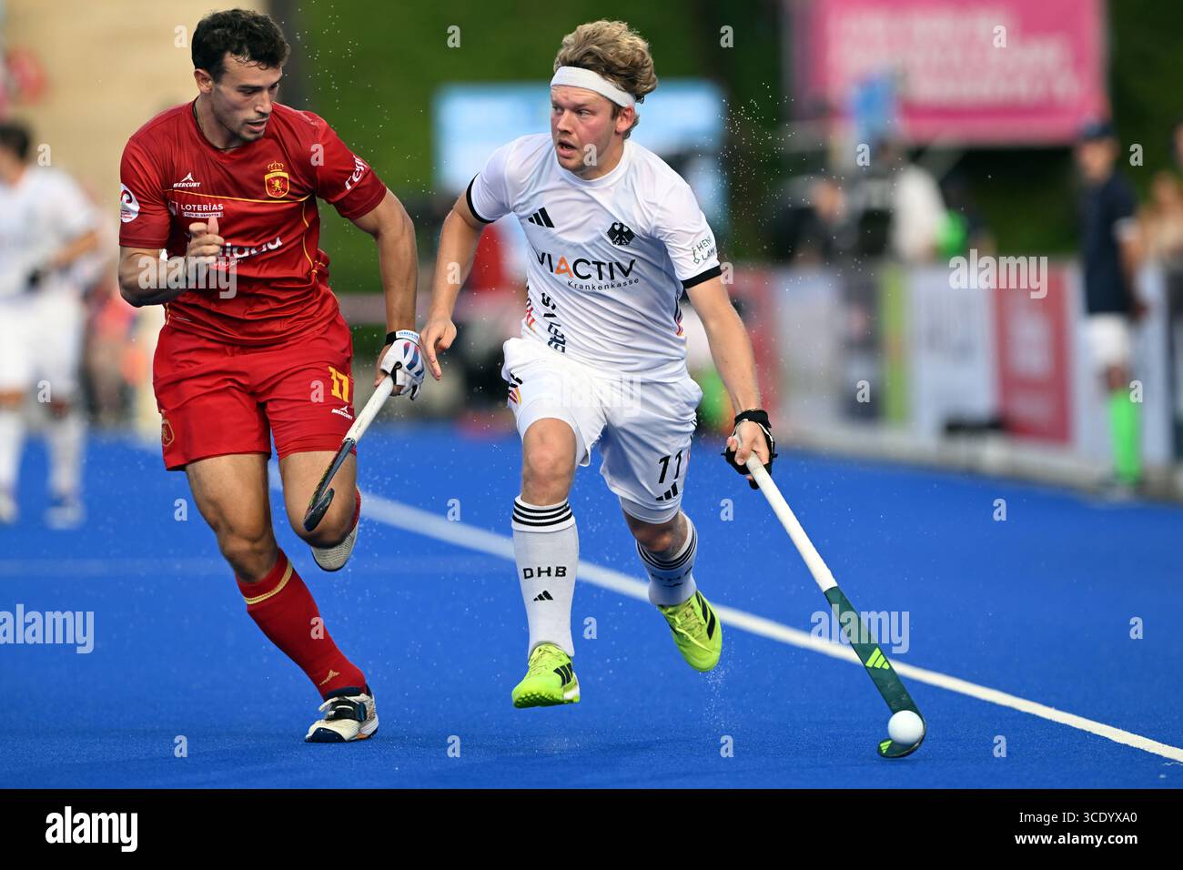14 August 2025, North Rhine-Westphalia, Mönchengladbach: Field hockey ...