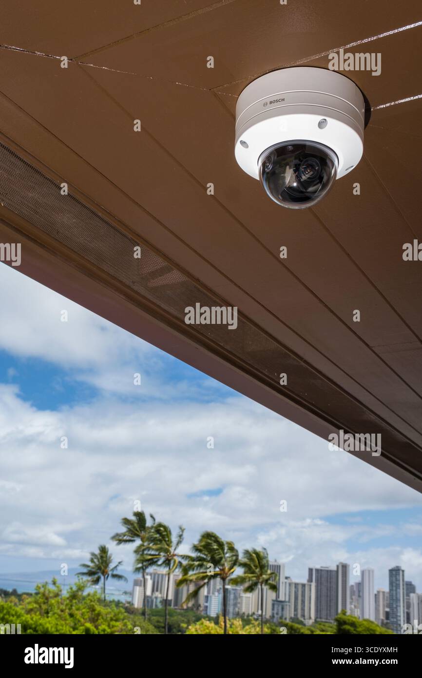 Bosch Flexidome IP Starlight 8000i security camera mounted on house ...