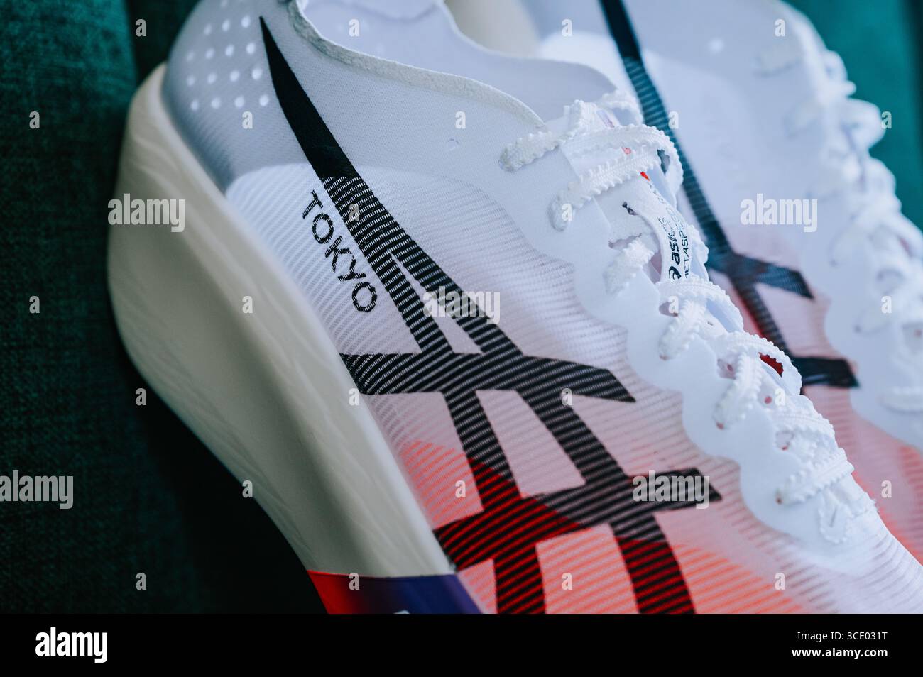 Asics tokyo 2025 track shoes hi-res stock photography and images - Alamy
