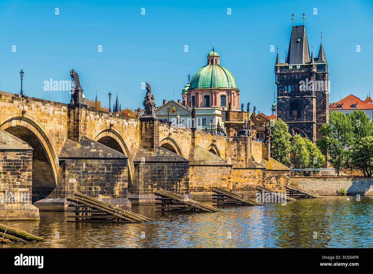 A view of the Charles Bridge and the eastern shore of the Vltava river ...