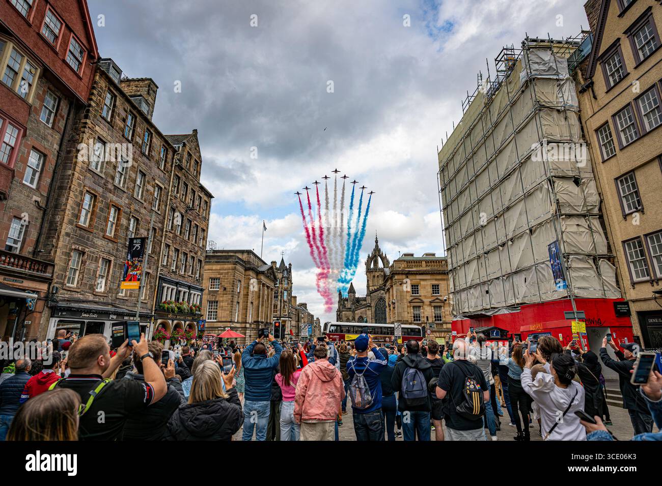 Edinburgh, Scotland. Sat 9 July 2025. The Royal Air Force’s Red Arrows ...