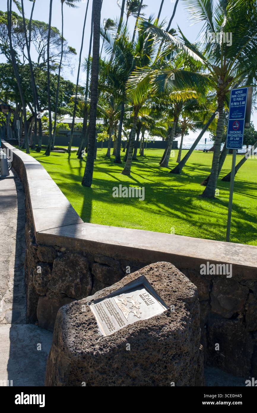 Metal placard on boulder at the entrance to Leahi Beach Park, Diamond ...