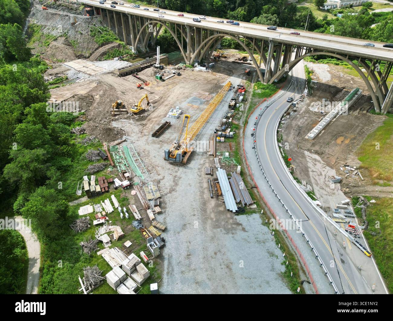 The Commercial Street bridge construction site in Frick Park in ...