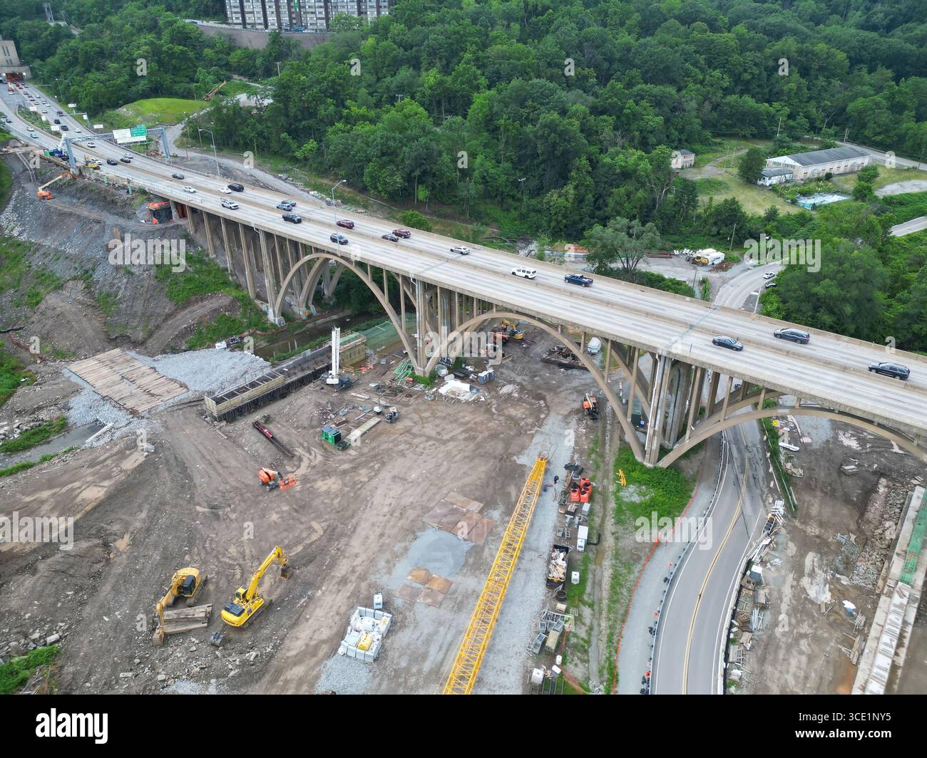 The Commercial Street bridge construction site in Frick Park in ...