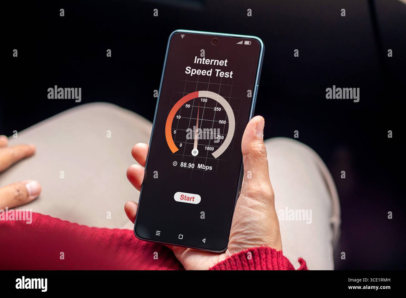 Web speed checking hi-res stock photography and images - Alamy