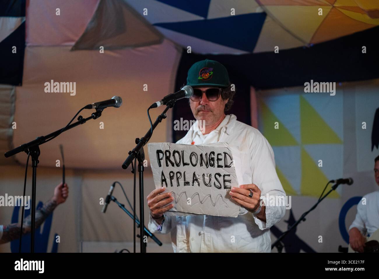GRUFF RHYS, SECRET GIG, 2025: Welsh indie legend Gruff Rhys plays a ...