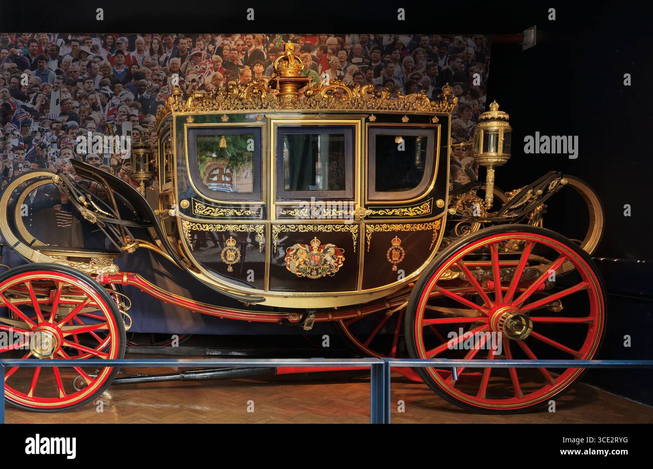 Irish State Coach, Royal Mews, Buckingham Palace, London, England Stock ...