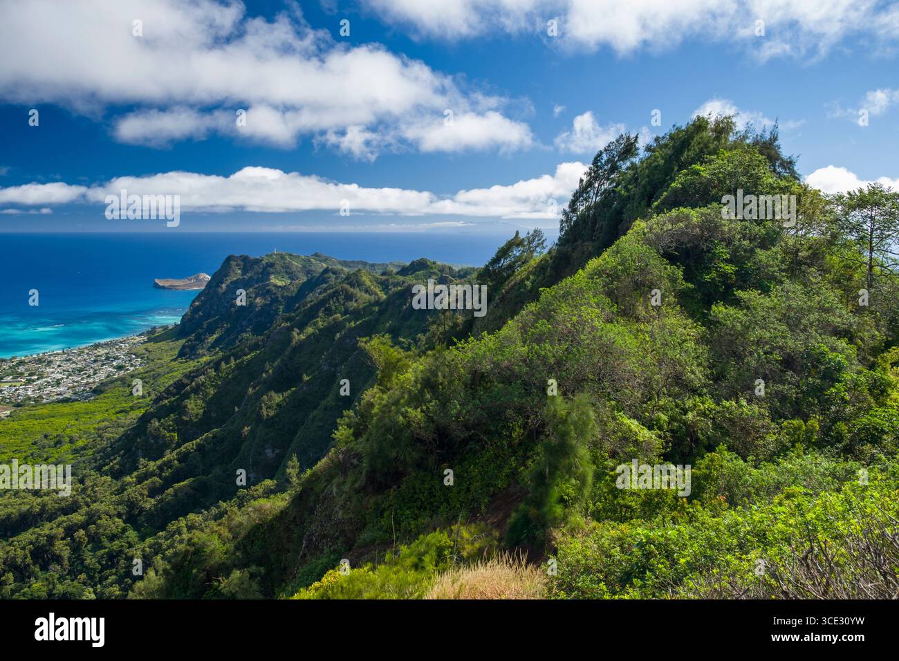 Rabbit Island, Waimanalo Beach and the Eastern termination of the ...