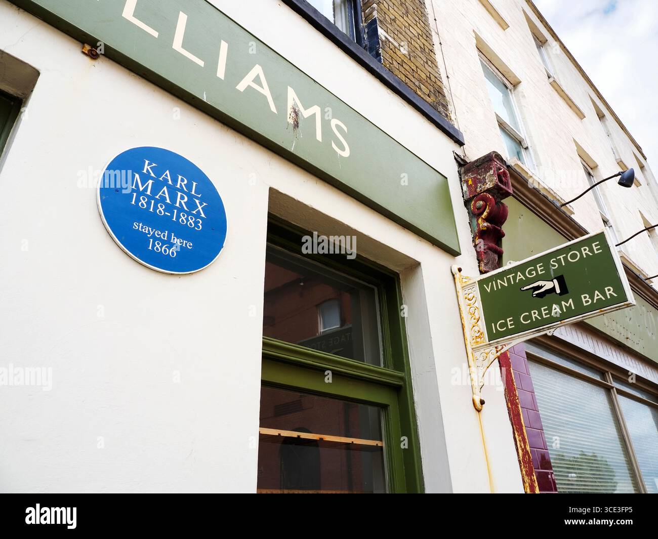 Karl Marx blue plaque on a shop in Market Street in Margate Kent ...