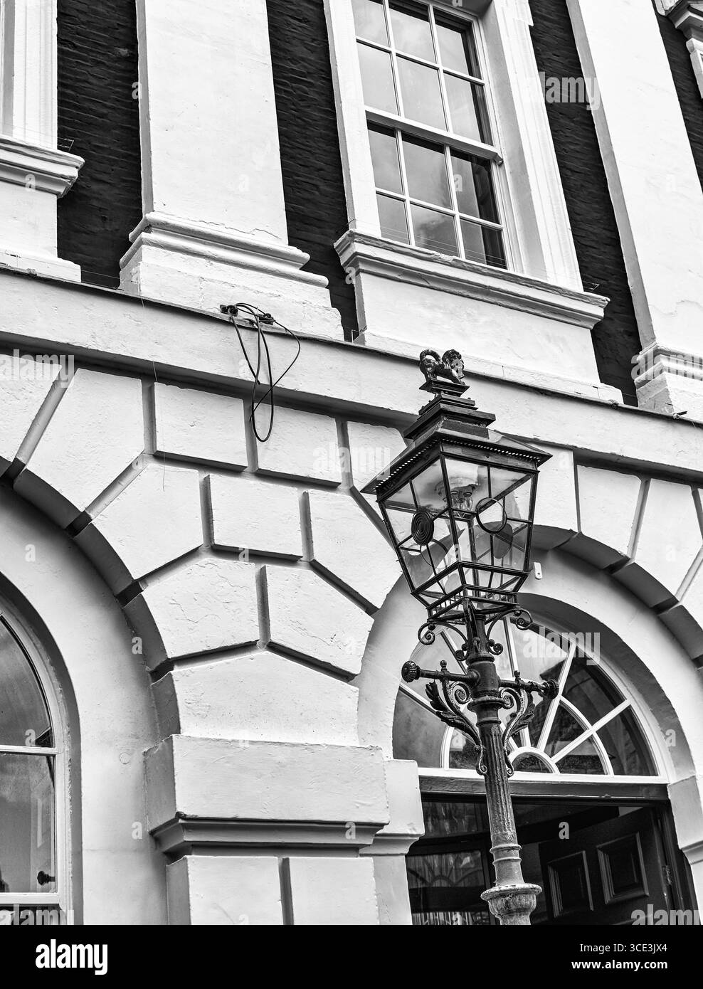 18th century white mansion Black and White Stock Photos & Images - Alamy