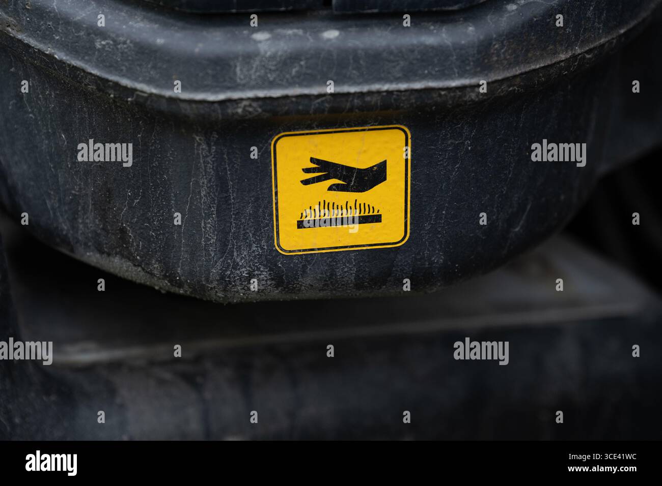 Sign warning for risk of injury Stock Photo - Alamy