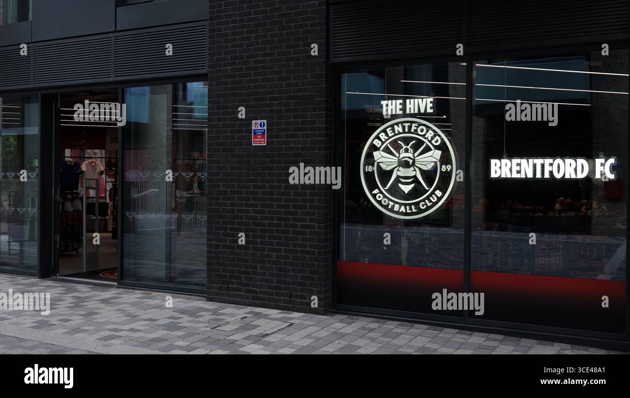 London uk august 2025 hive hi-res stock photography and images - Alamy