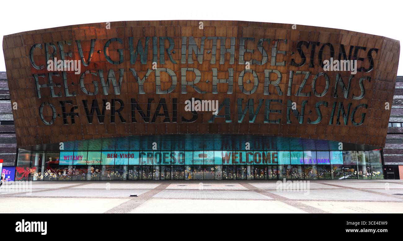 Cardiff uk august 2025 bay hi-res stock photography and images - Alamy