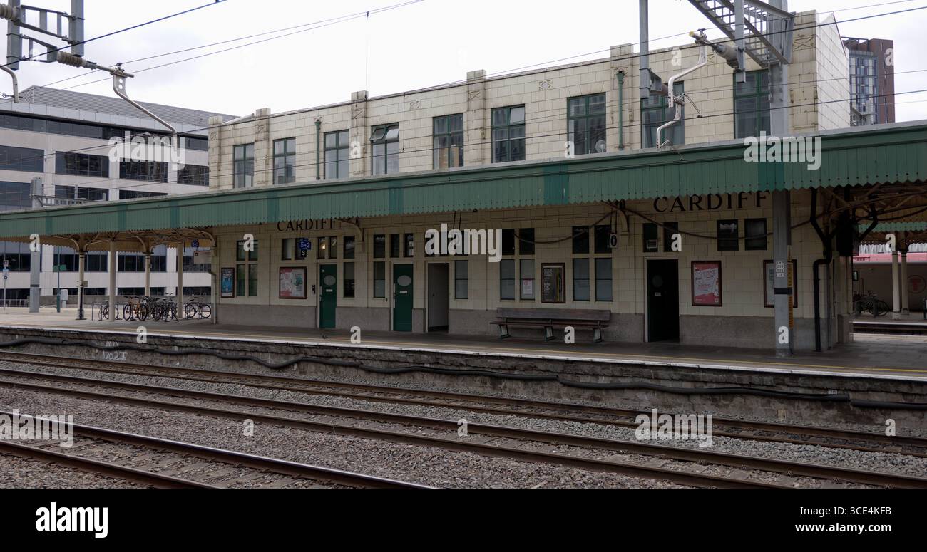 Cardiff uk august 2025 electric hi-res stock photography and images - Alamy