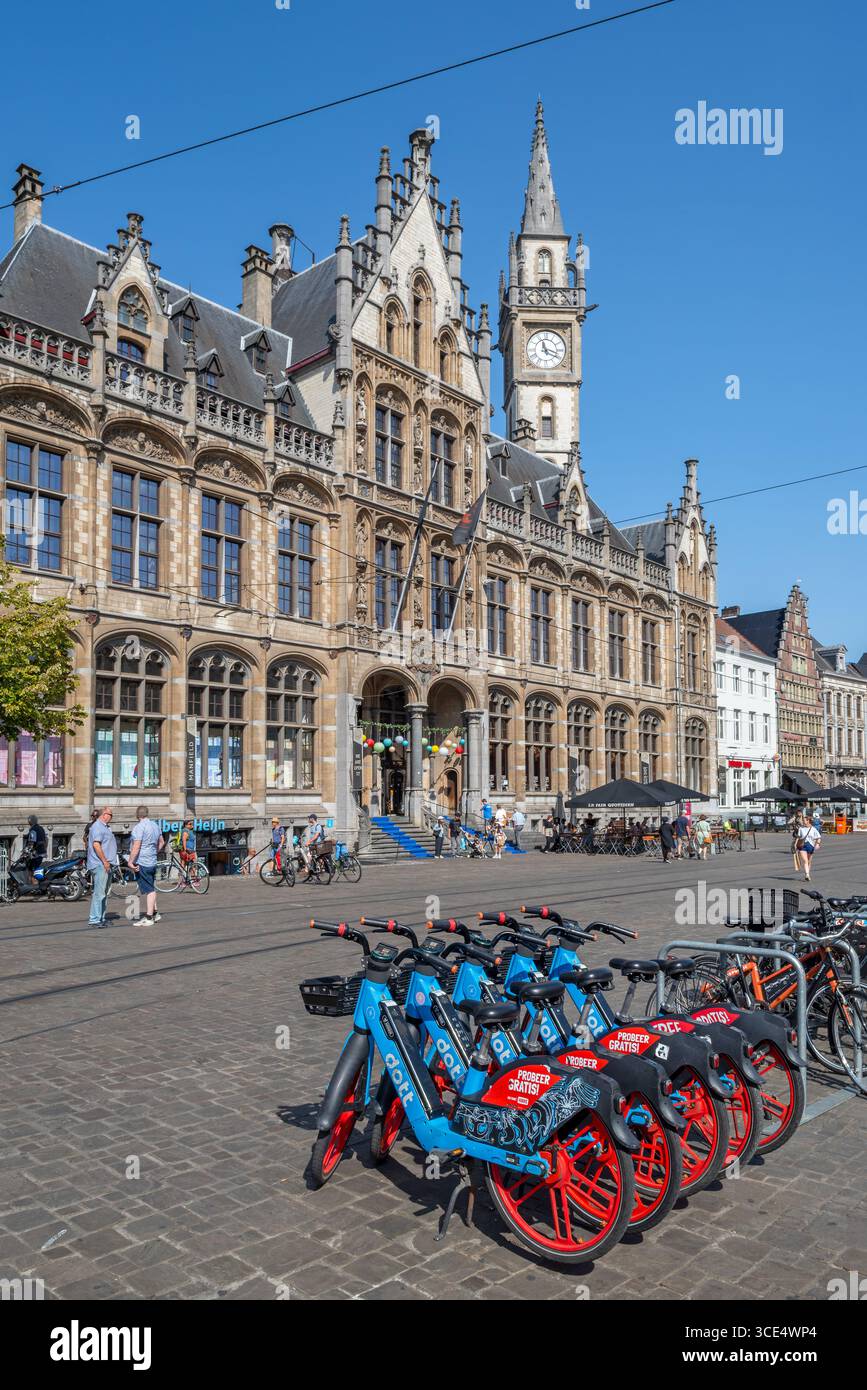 Blue e-bikes from bike sharing company Dott in front of De Post ...