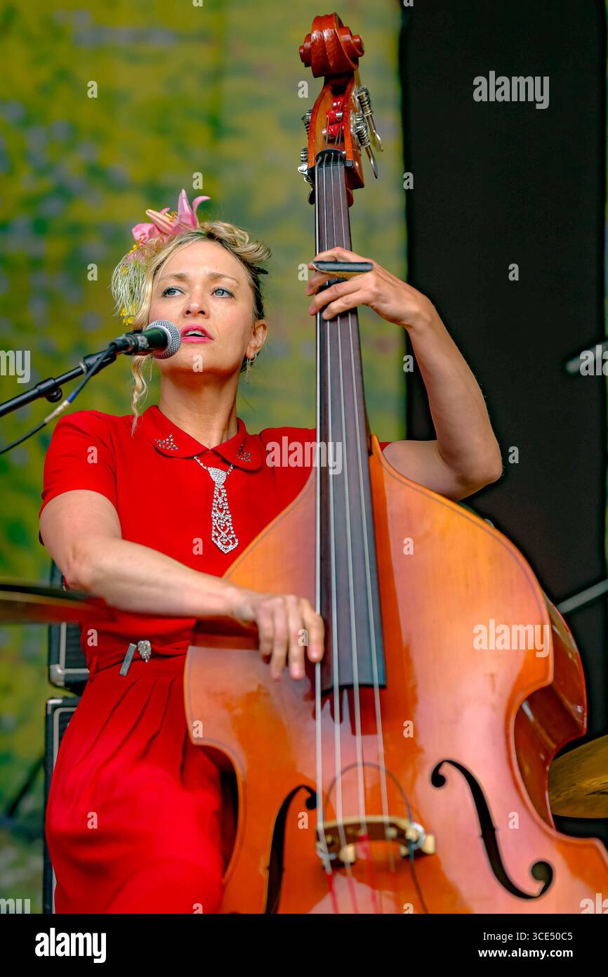 Jasmine Colette, Blue Moon Marquee Stock Photo - Alamy