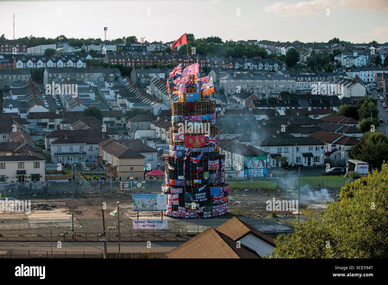 Unlit Bonfire in Meenan Square, in the bogside area of Derry City, Co ...
