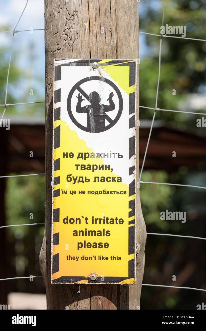 Graphic depicts safety warning hi-res stock photography and images - Alamy