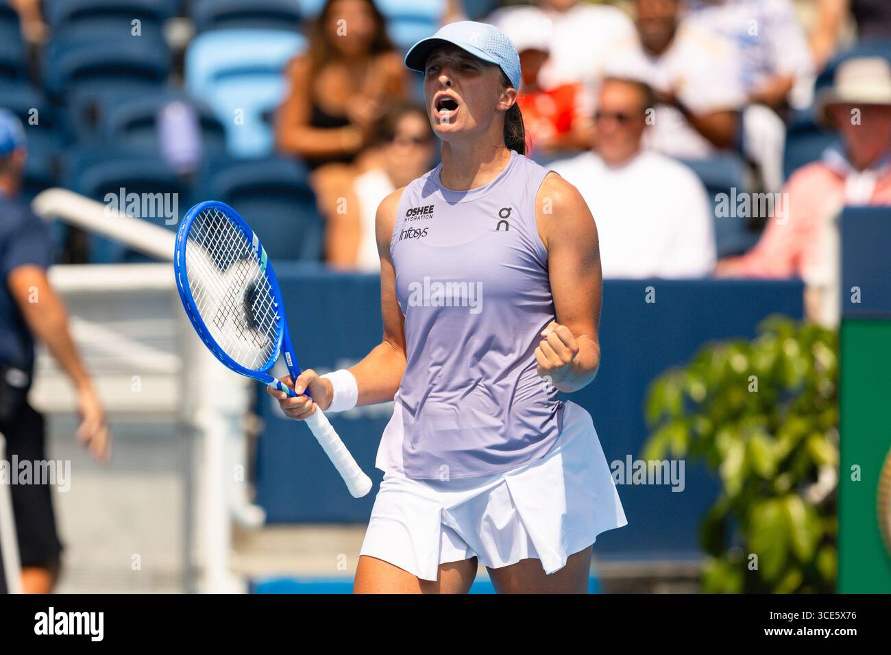 MASON, OHIO - AUGUST 15: Iga Swiatek of Poland celebrates after ...