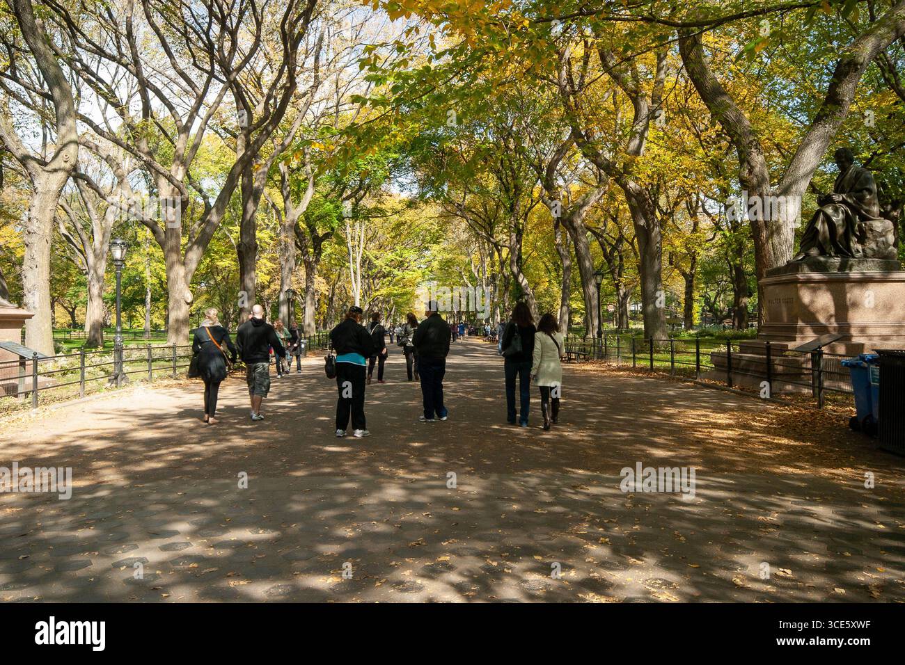Man walk in autumn central hi-res stock photography and images - Alamy