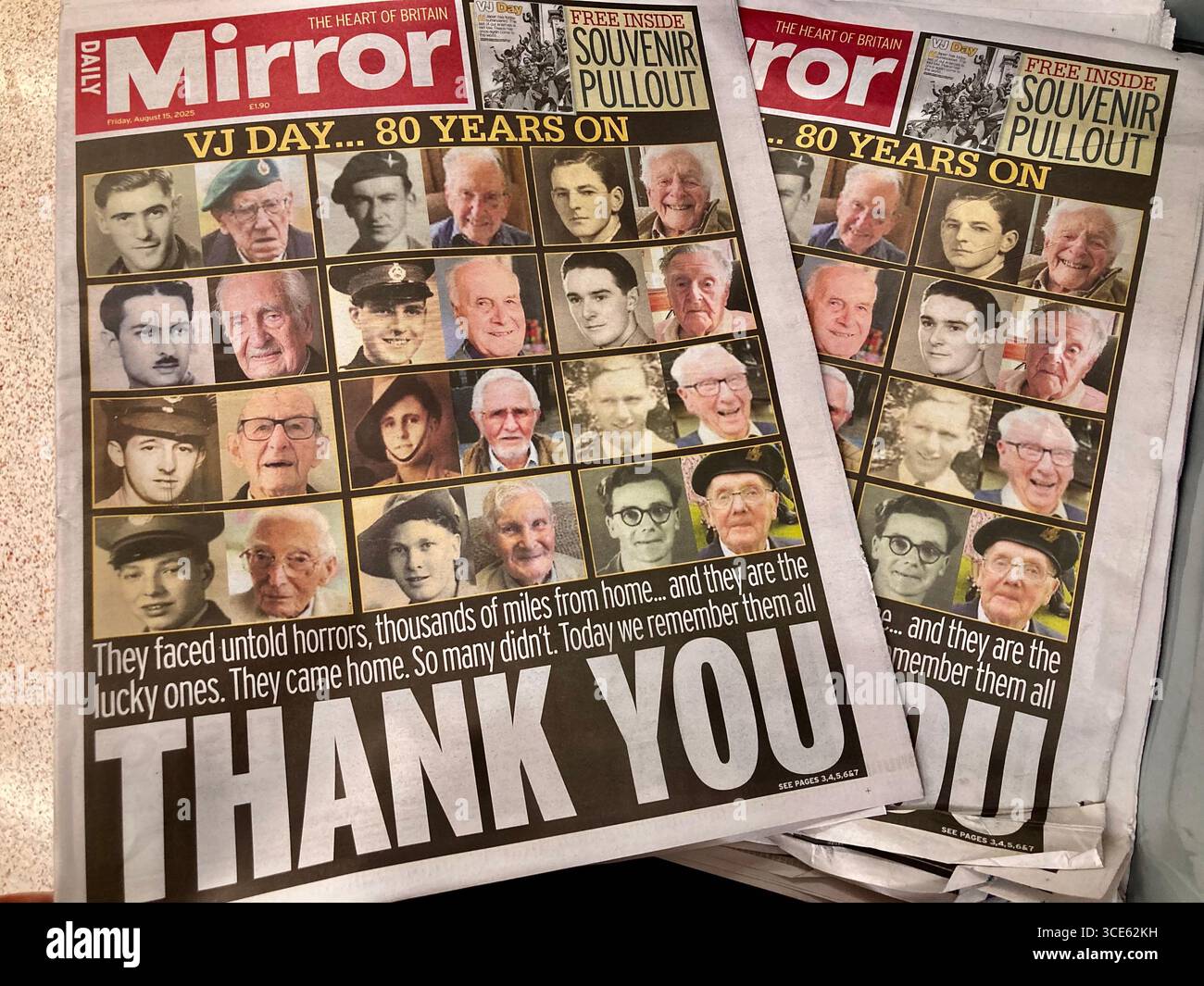 Vj day daily mirror hi-res stock photography and images - Alamy