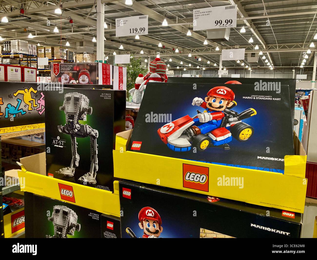 Lego mario kart hi-res stock photography and images - Alamy
