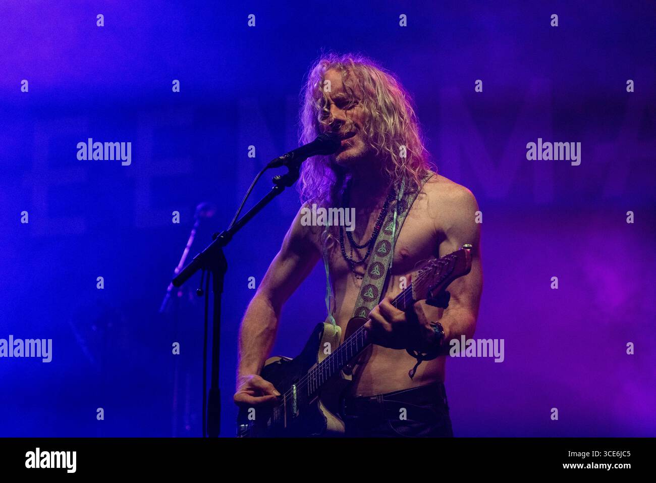 ALAN SPARHAWK, HEADLINE CONCERT, 2025: American indie legend Alan ...