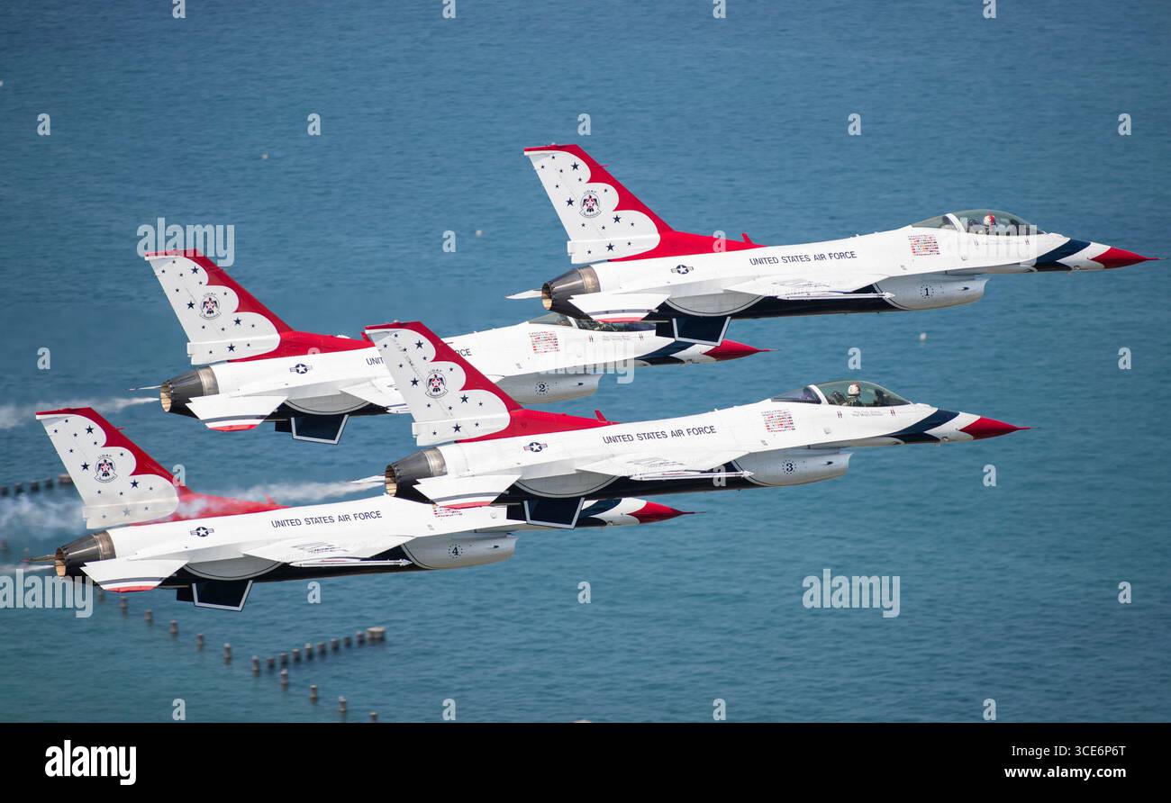 August 15, 2025: U.S. Air Force Thunderbirds Demonstration Squadron perform at the 2025 Chicago ...