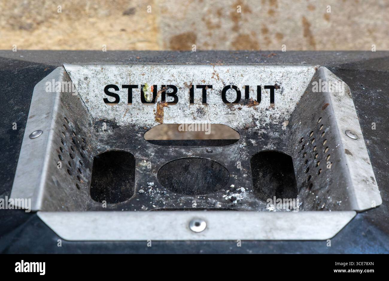 Stub It Out street cigarette ashtray bin in city centre, Oxford ...