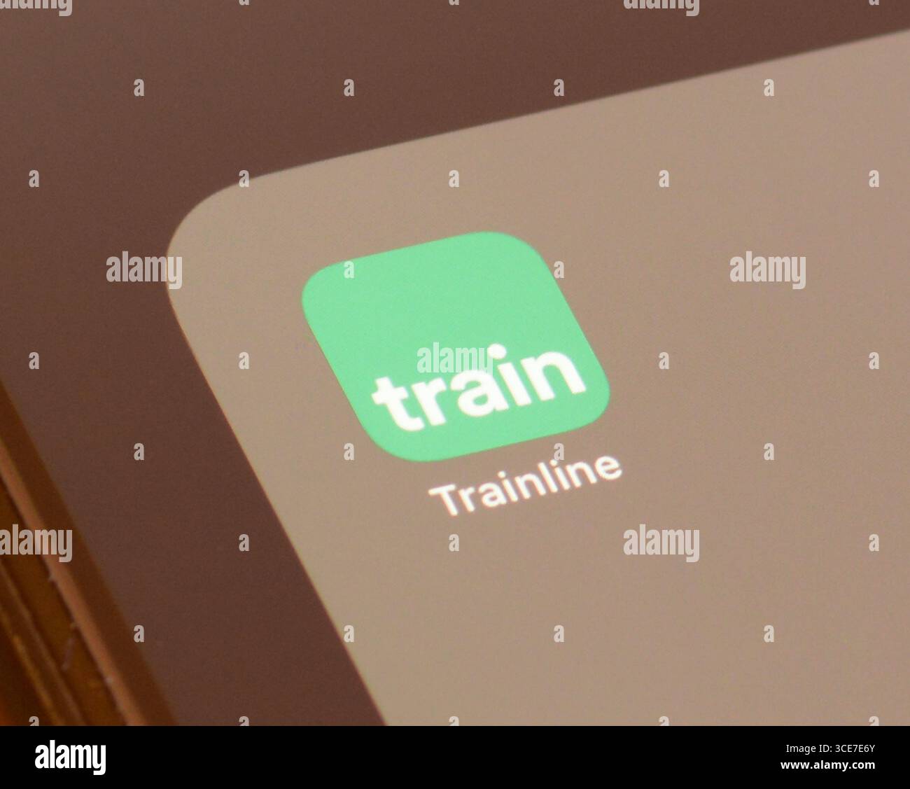 Trainline mobile hi-res stock photography and images - Alamy