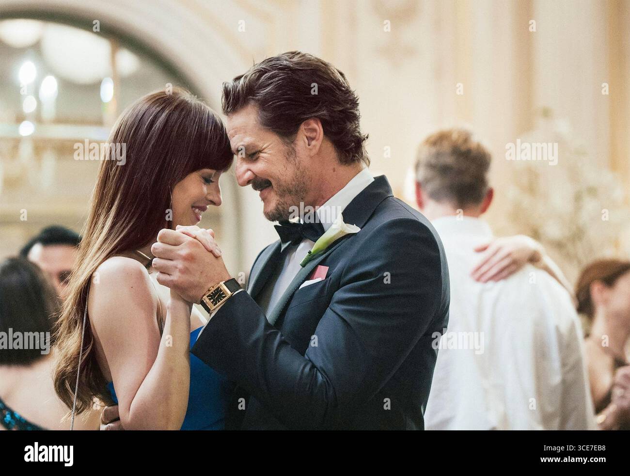 Dakota johnson pedro pascal hi-res stock photography and images - Alamy