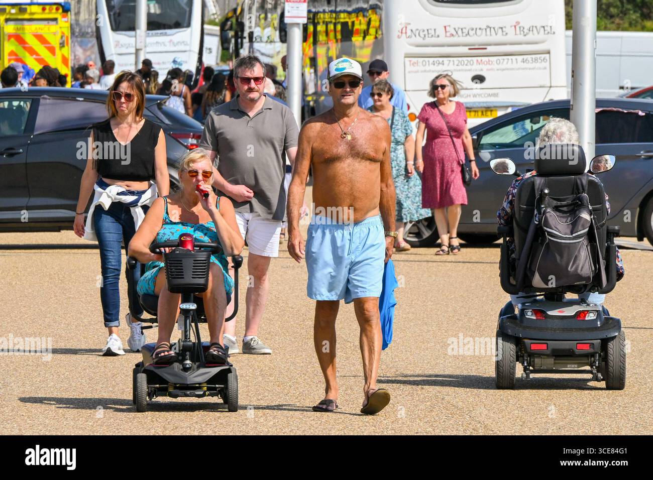 Weston uk august 2025 seafront hi-res stock photography and images - Alamy