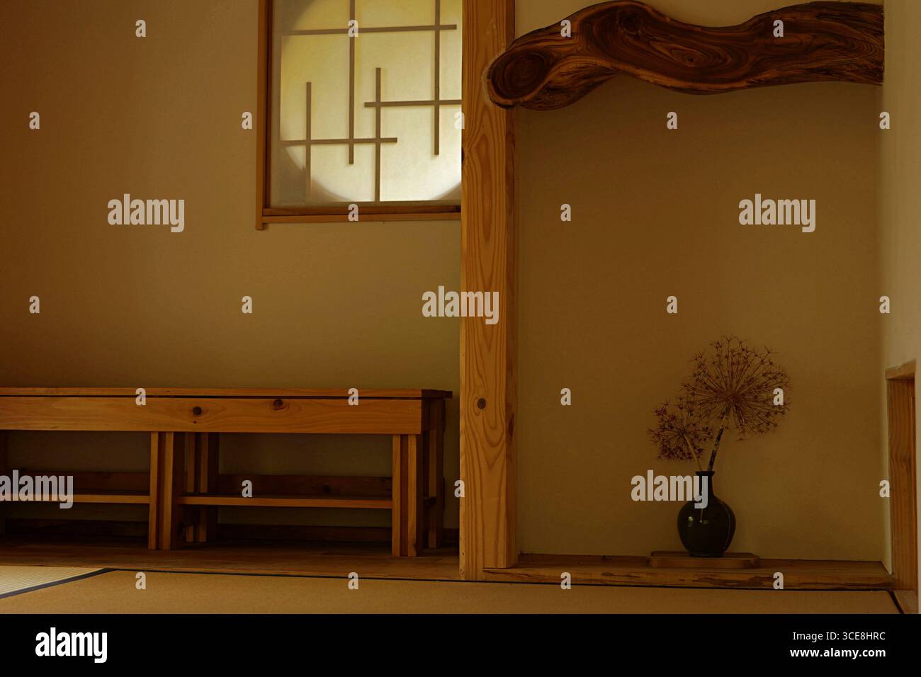 Interior design decoration japanese hi-res stock photography and images ...