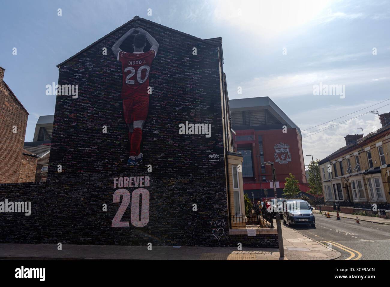 Diogo Jota Memorial Wall and Mural, Anfield, Liverpool Stock Photo - Alamy
