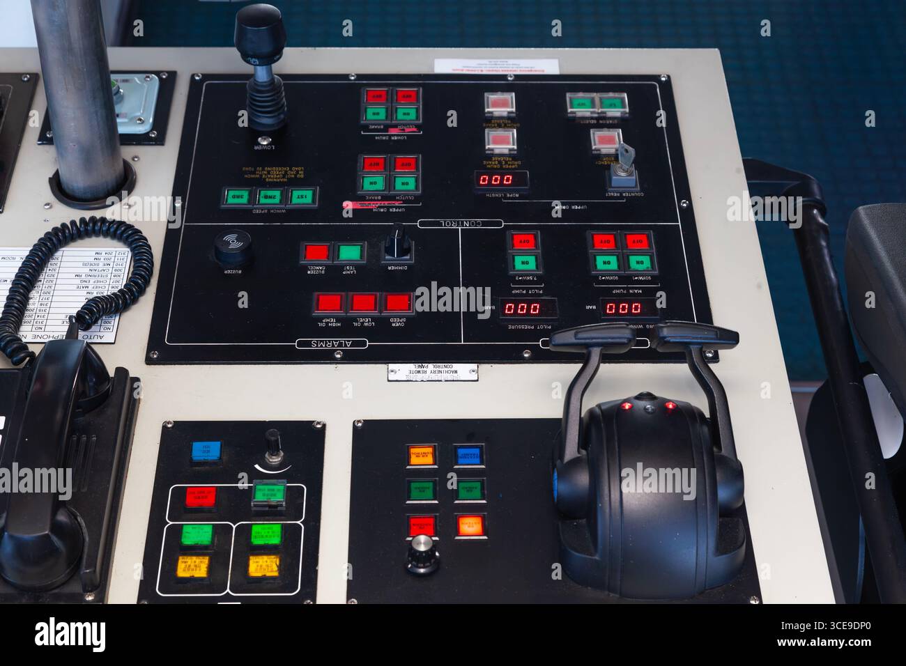 Boat wheelhouse ship hi-res stock photography and images - Alamy