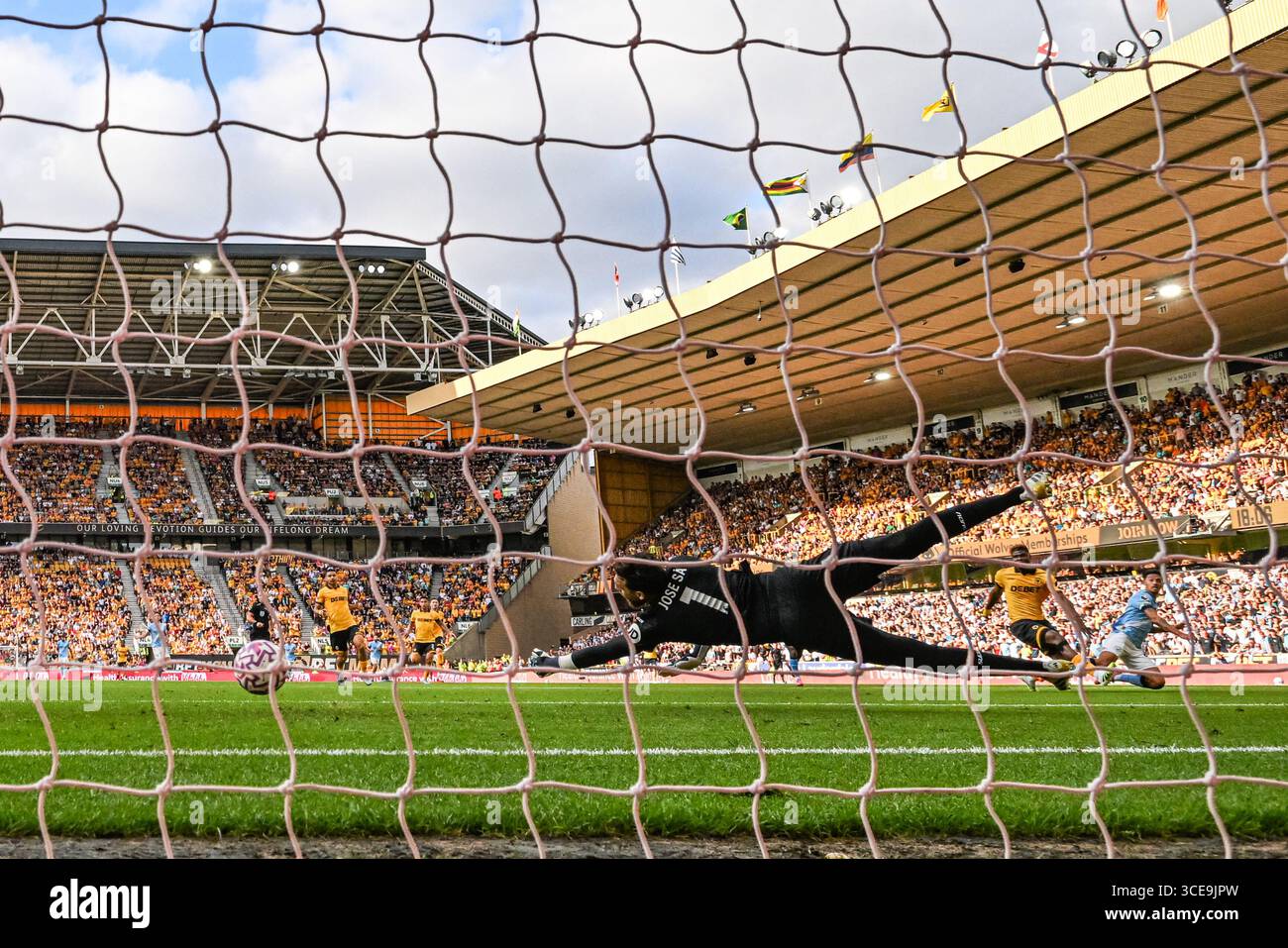 16th August 2025; Molineux Stadium, Wolverhampton, West Midlands ...