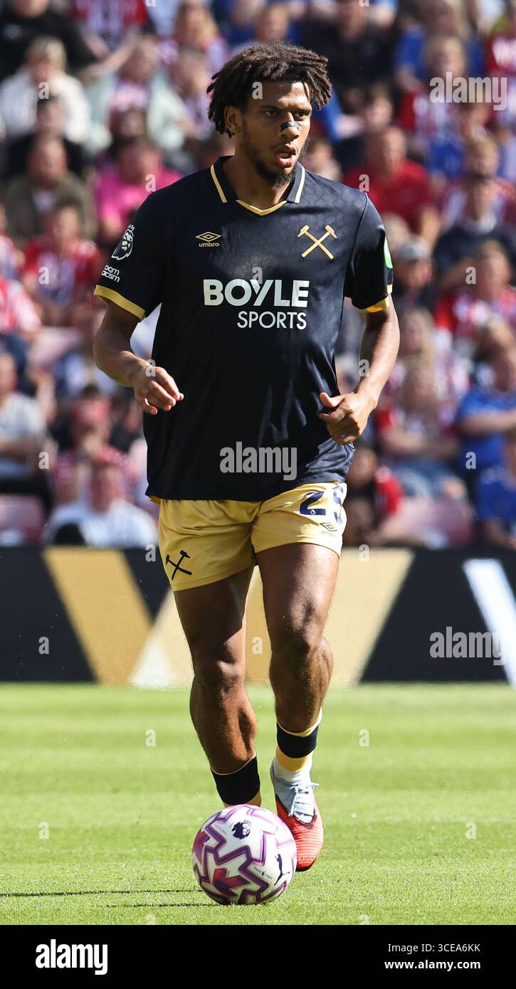 Jean clair todibo portrait hi-res stock photography and images - Alamy