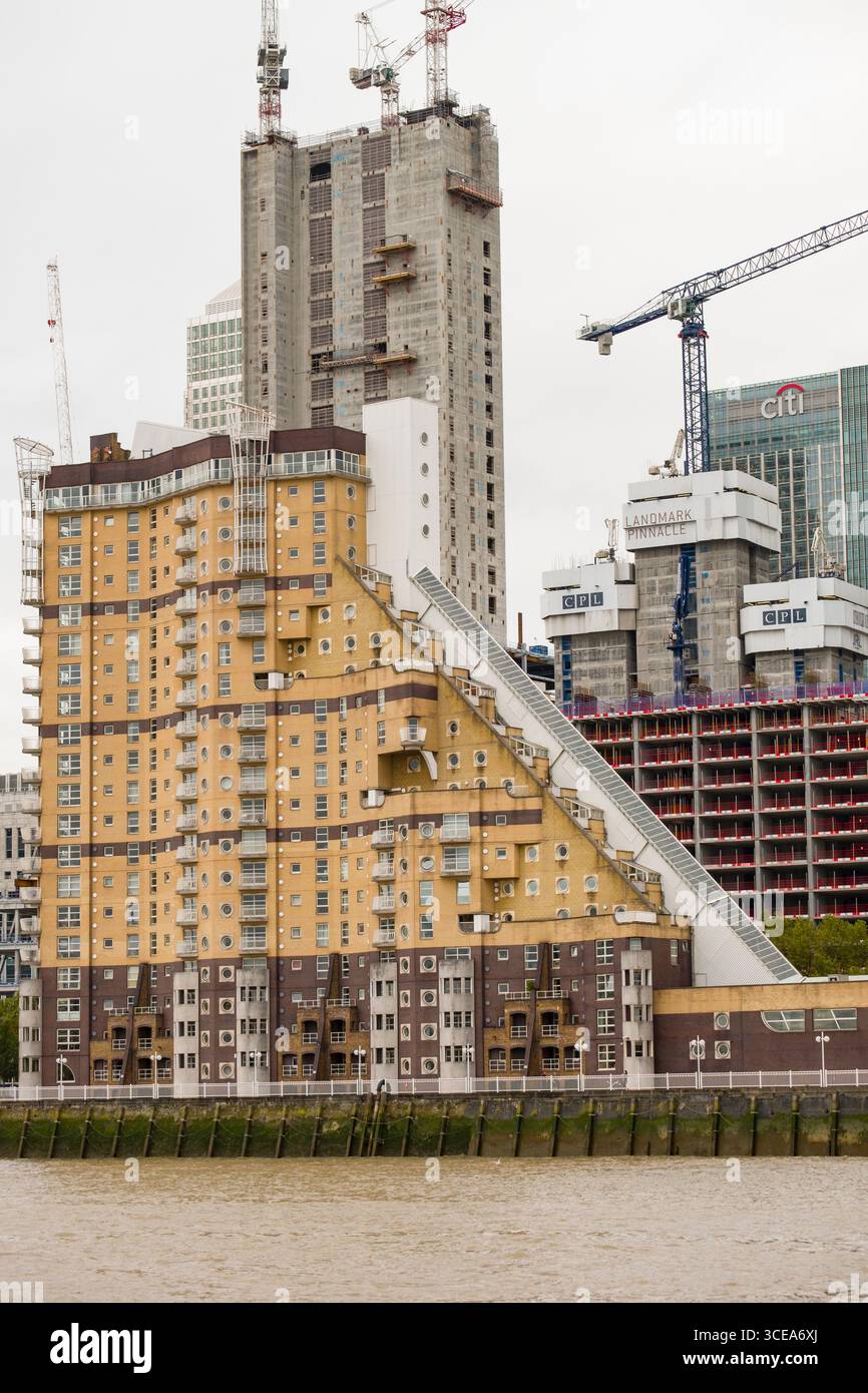 Cascades Tower condominium seen from the River Thames, Isle of Dogs ...